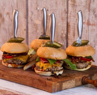 Σπιτικά burgers | Sigmalive Cooking