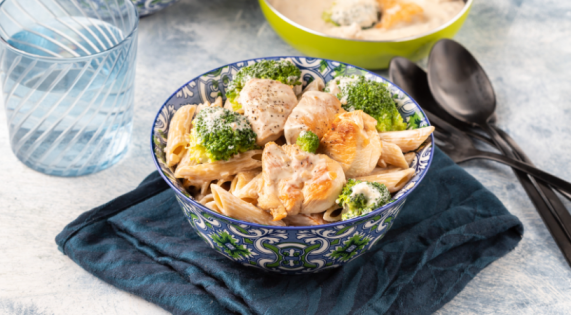 Broccoli chicken pasta | Sigmalive Cooking