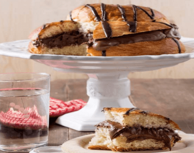Τσουρέκι γεμιστό με σοκολάτα και πραλίνα | Sigmalive Cooking